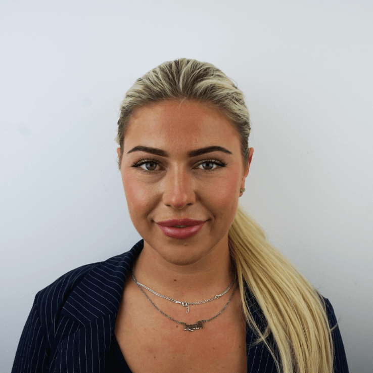 Lily Cunningham - La Fosse